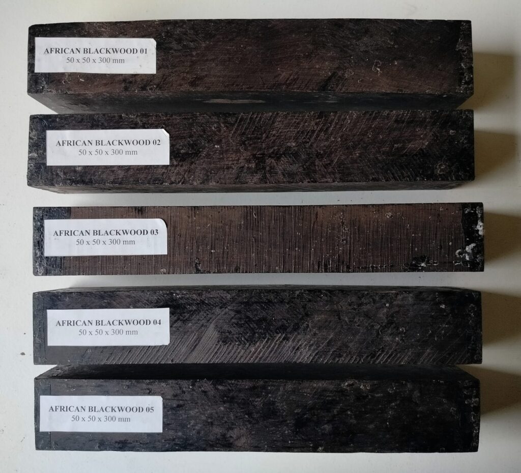 African Black Wood 50 x 50 x 300 mm – GLOBAL WOOD